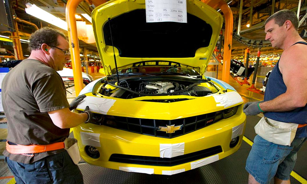Tour the old Camaro factory and see where Gen-5s were born - ChevyTV